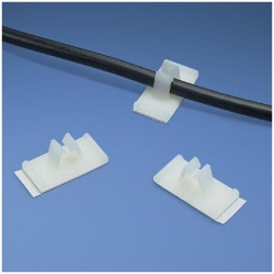 Compra Panduit Clip Vertical para Cables con Adhesivo 0.50'' Blanco ...