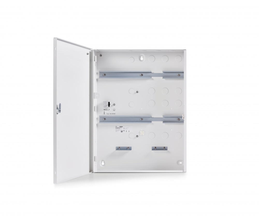 Compra Bosch Gabinete Metal para Exteriores, 41.1 x 54.1cm, AEC-AMC2-UL02 | Cyberpuerta.mx