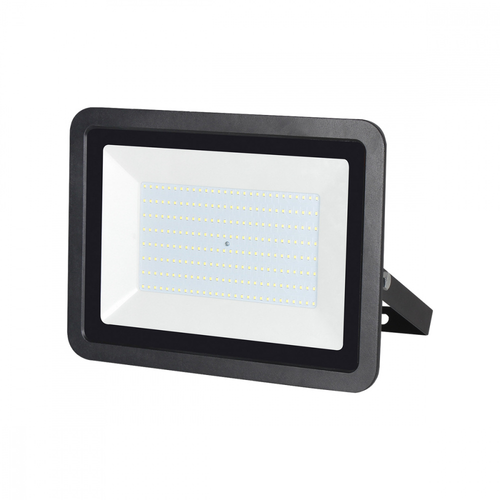 Compra Illux Reflector LED Negro 200W lúmenes RL-36200.N65 | Cyberpuerta.mx