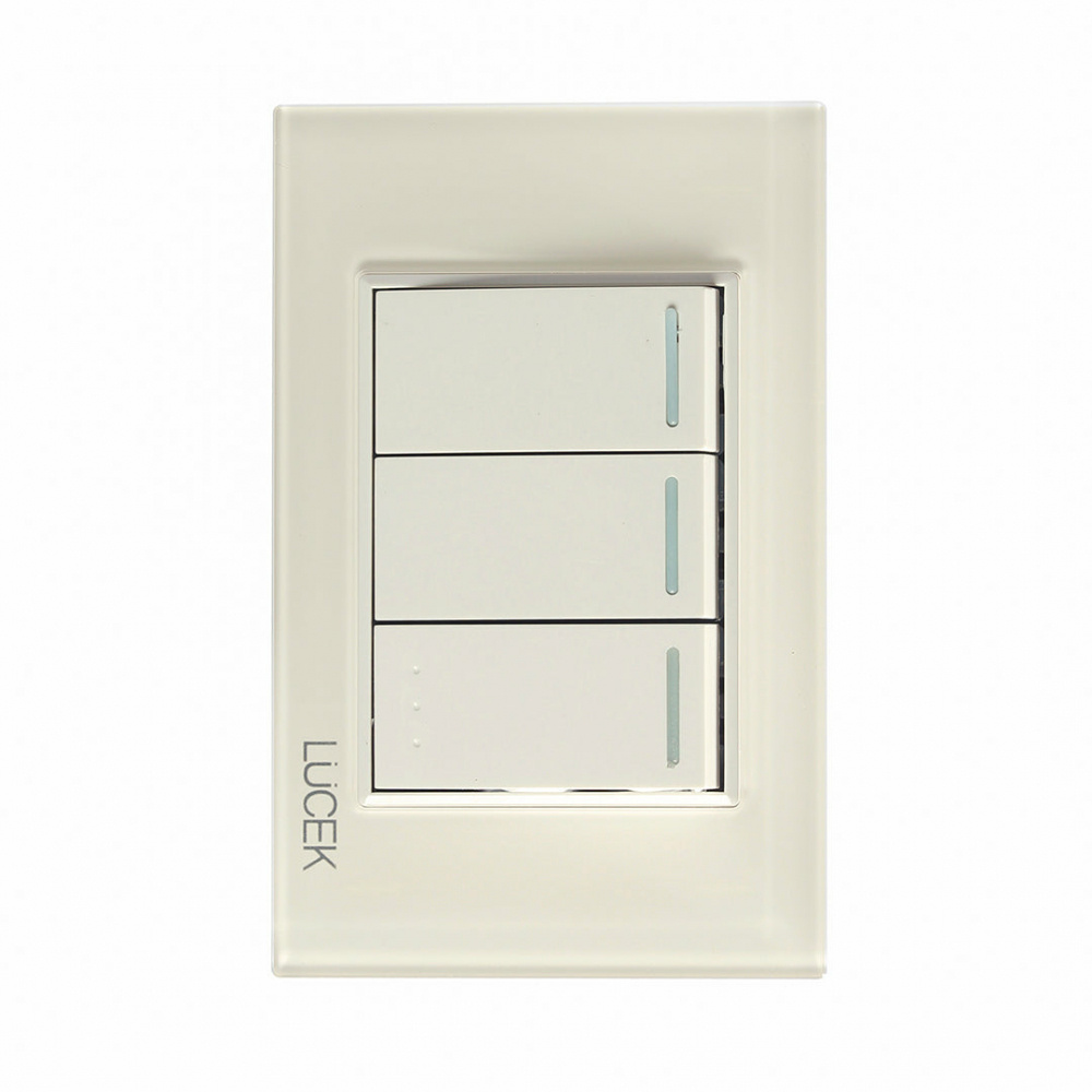 Compra Lucek Placa con Apagador BP03/3-KH, 3 Interruptores, BP03/3-KH | Cyberpuerta.mx