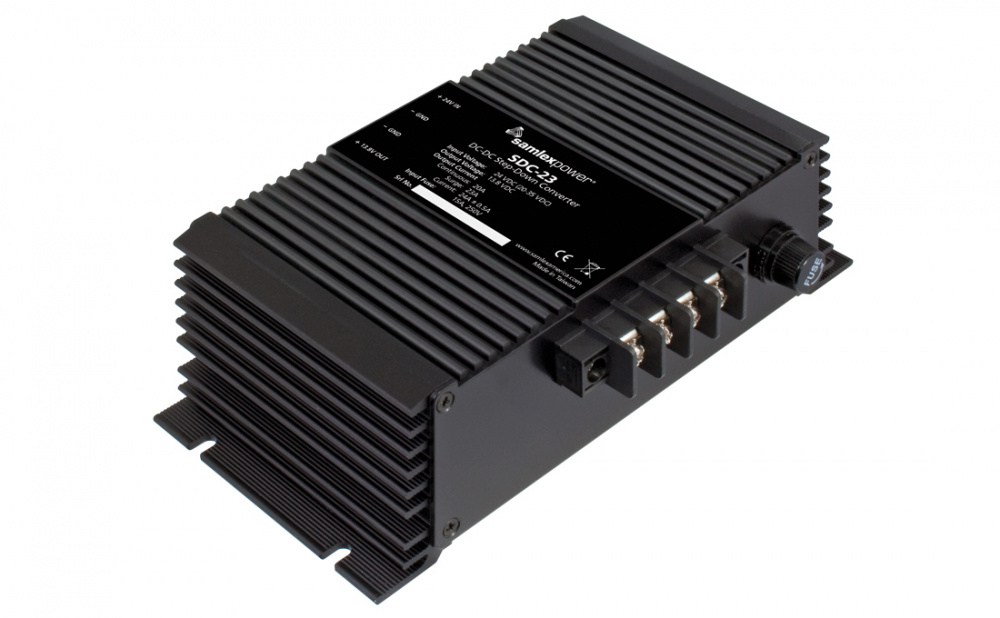 Compra Samlex Convertidor de CD a CD, E20-35V, S13.8 V, 20 Amp SDC-23 | Cyberpuerta.mx